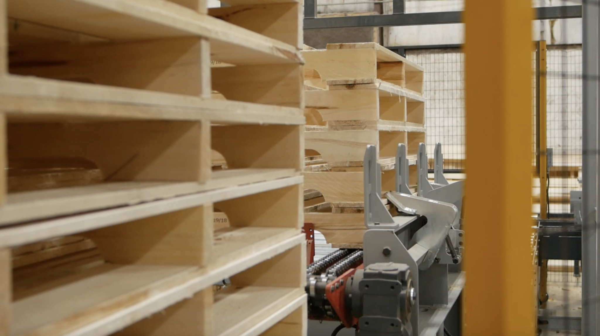 Commercial Pallets - Hay Creek Companies